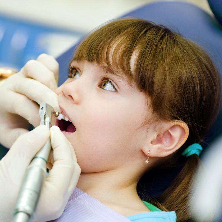 Zahnbehandlung | Zahnarzt in Neufahrn - Dr. Ortel und Dr. Tölge